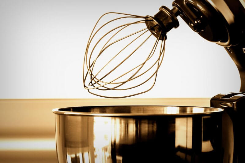 Buying Your First Industrial Kitchen Mixer – Chefs' Toys